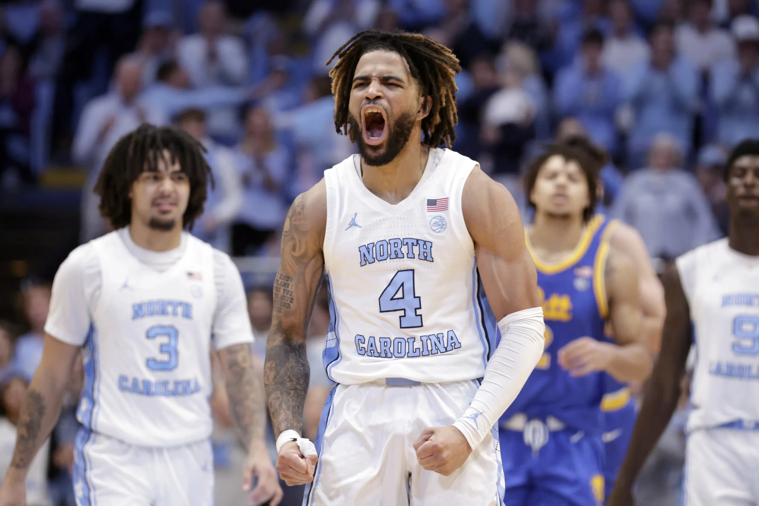 RJ Davis scores 18, hits go-ahead jumper and North Carolina hangs on to ...
