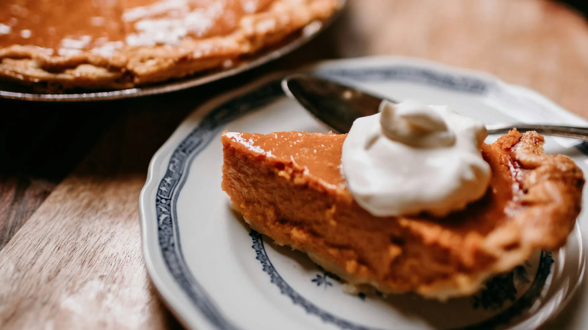 Classic Pumpkin Pie | Magic 103.3 & 95.5 (WMGV-FM)