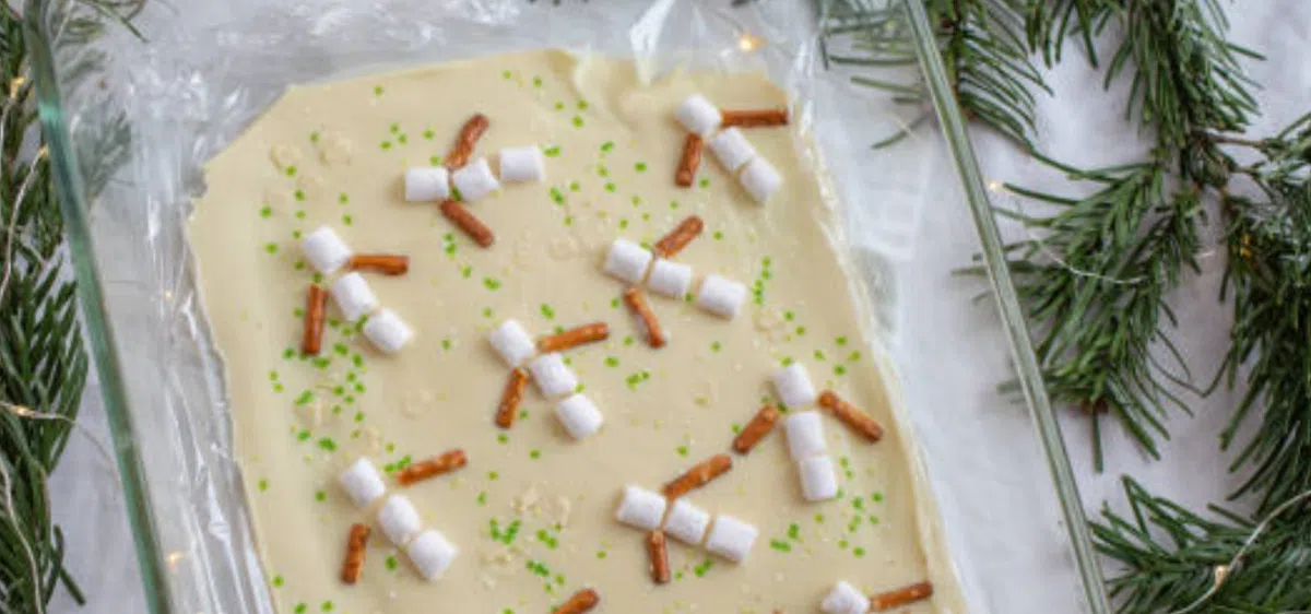 Snowman Chocolate Bark | Southern Farm Network