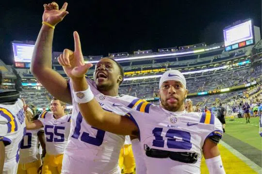 LSU receiver Nicholas enters transfer portal | Louisiana Sports