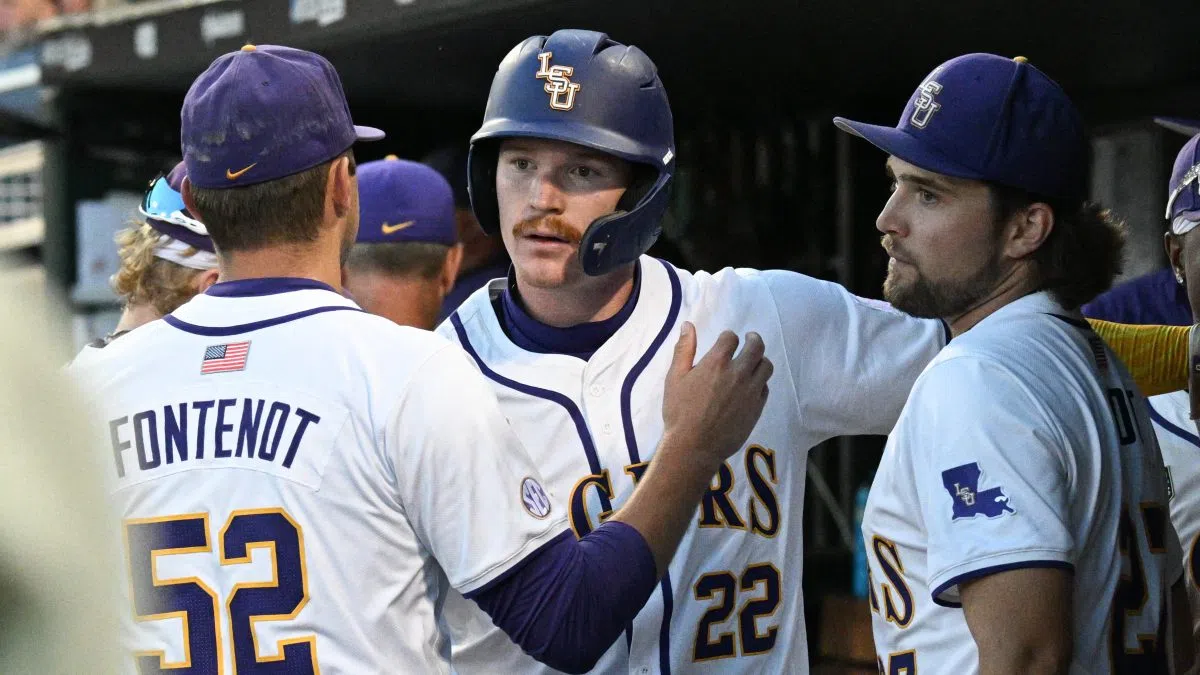 LSU slight favorite to win CWS | Louisiana Sports