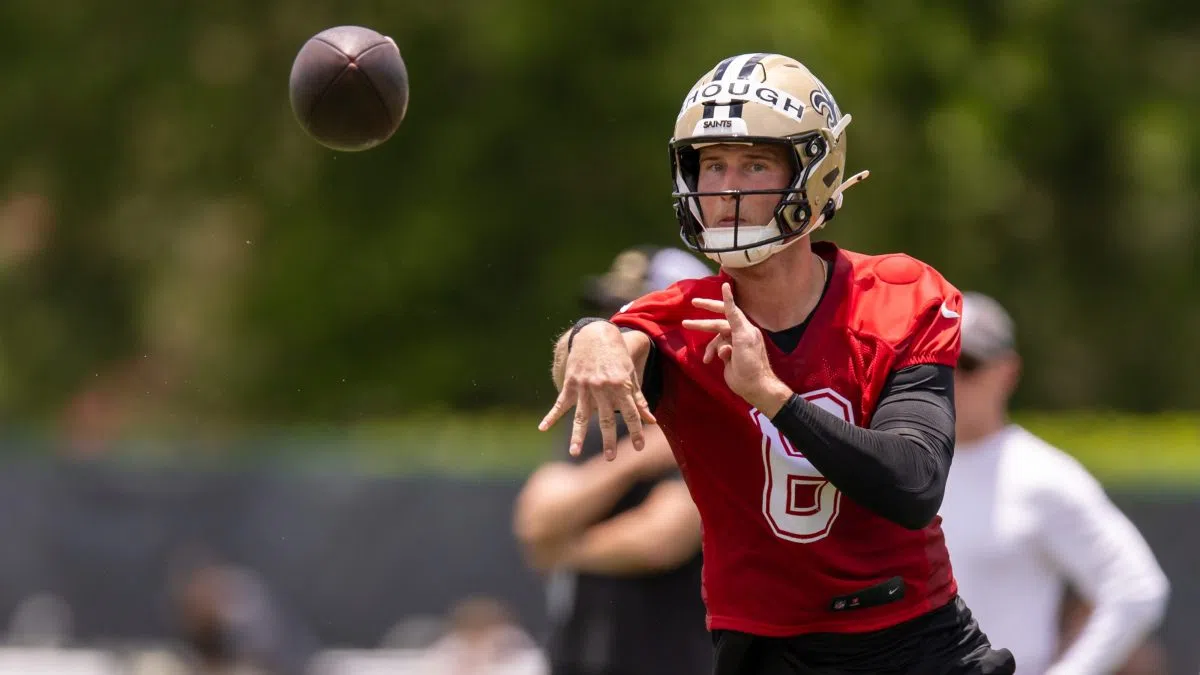 Saints QBs embracing competition with one another | Louisiana Sports