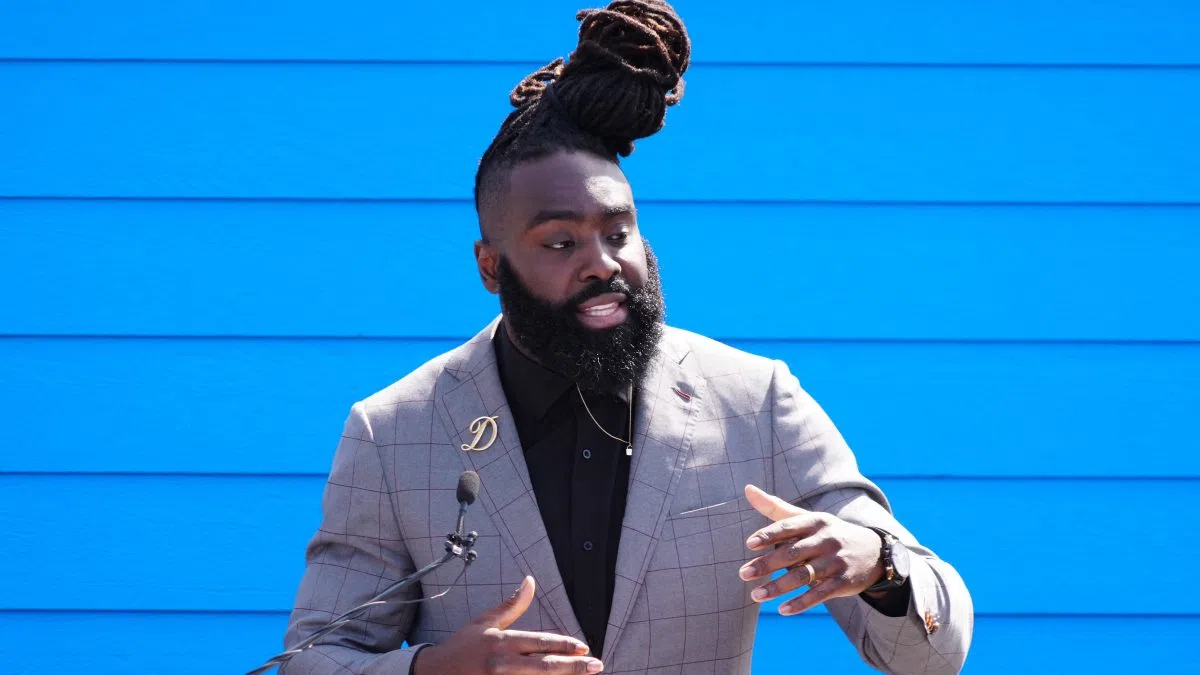 Saints’ Gayle Benson, Demario Davis among delegation to Paris ...