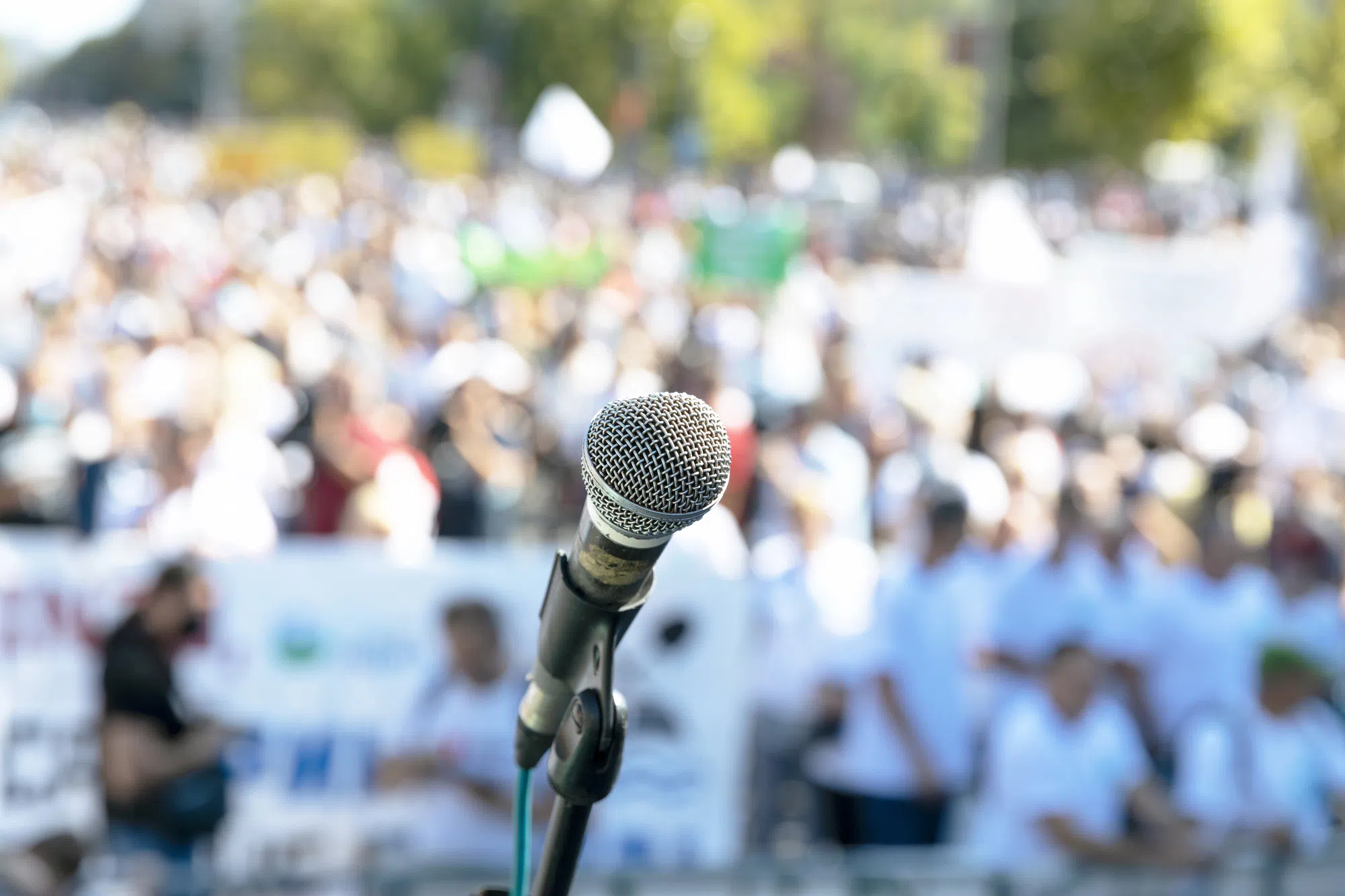 Minneapolis in Crisis: How the Death of Alex Pretti Ignited a Federal ...