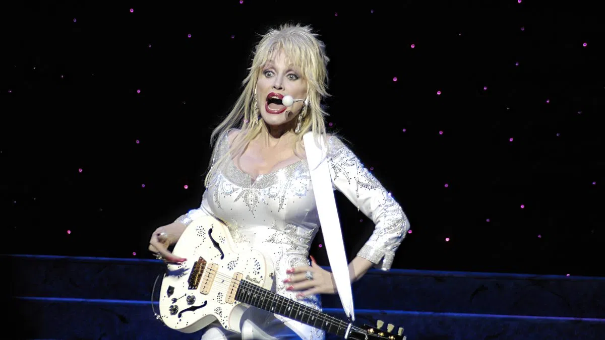 Dolly Parton to Sit Out Opry Birthday Tribute as Celebration Moves ...