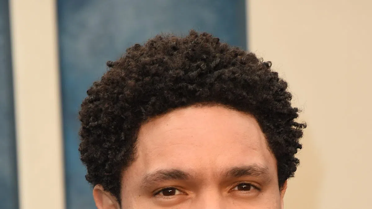 Trevor Noah Set to Host the 2026 Grammys for a Final Time | 92.1 VTY ...