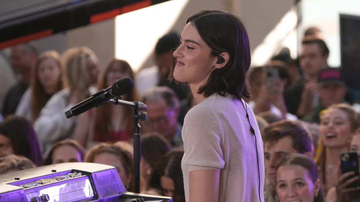 Gracie Abrams Says She’s Ready to Share Her Third Studio Album | 93.5 KDAY