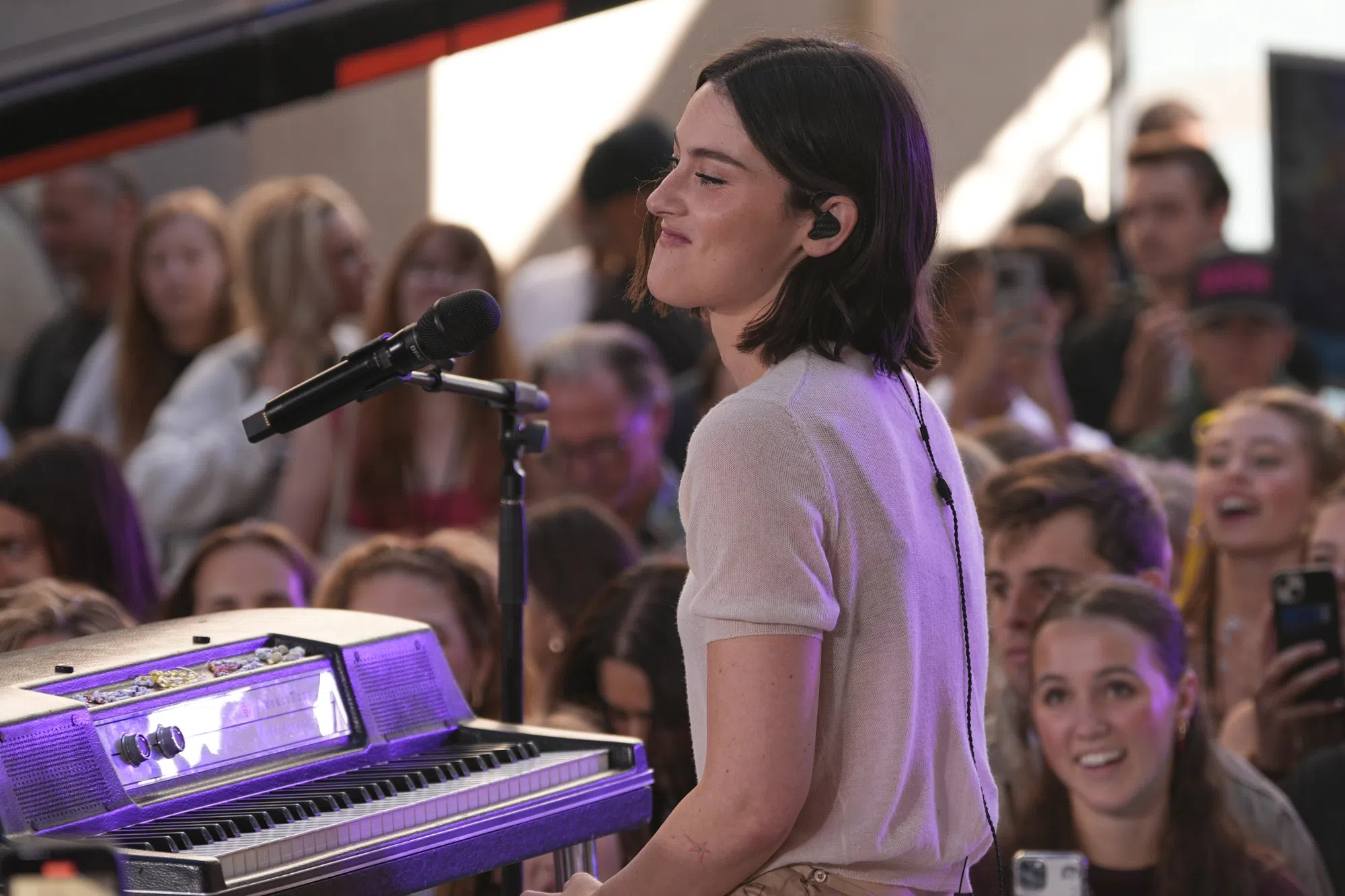 Gracie Abrams Says She’s Ready to Share Her Third Studio Album | 103.1 ...