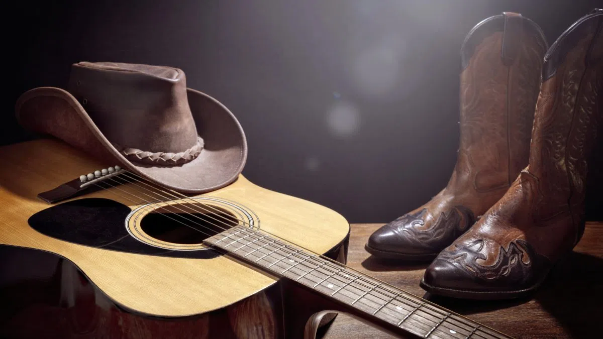 Jason Aldean and Brittany Aldean Share a First-Ever Duet With “Easier ...