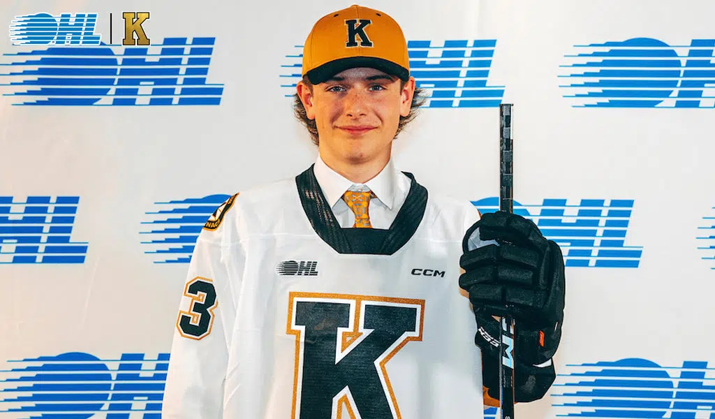 Campbellville’s Hopkins signs deal to play with Frontenacs | FM101 ...