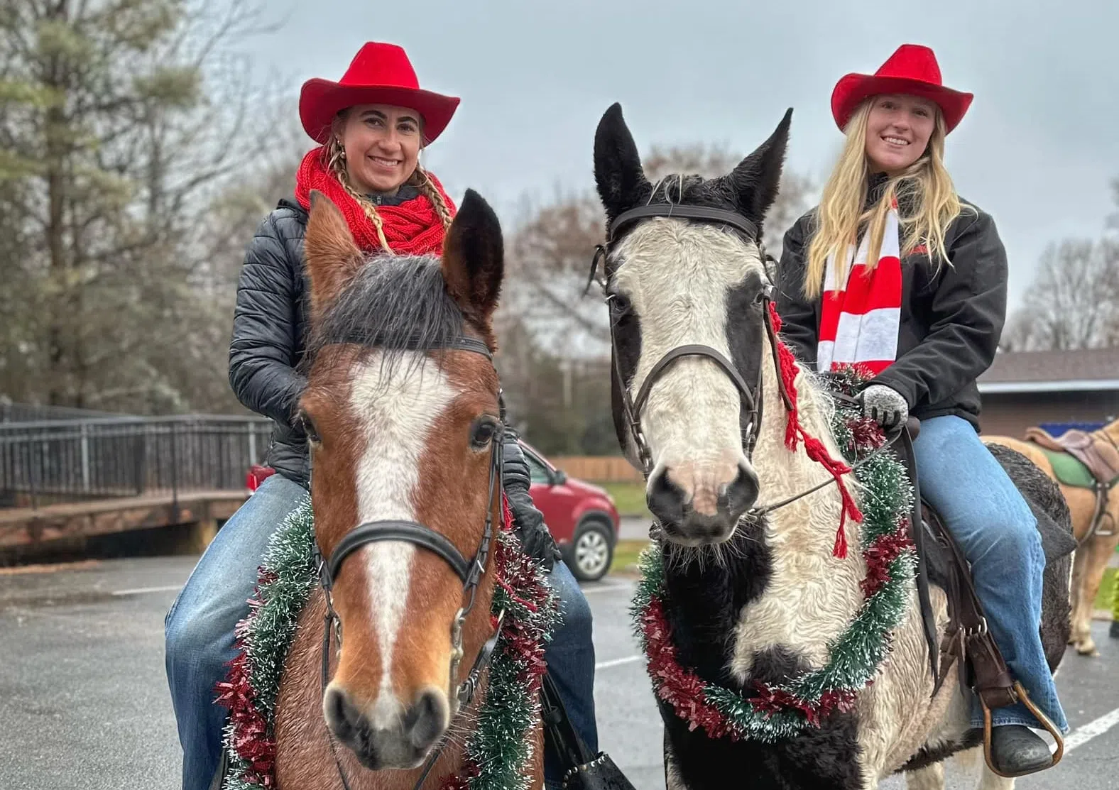 COMMUNITY SPOTLIGHT: Castleton Santa Claus Pet Parade returns | Classic ...