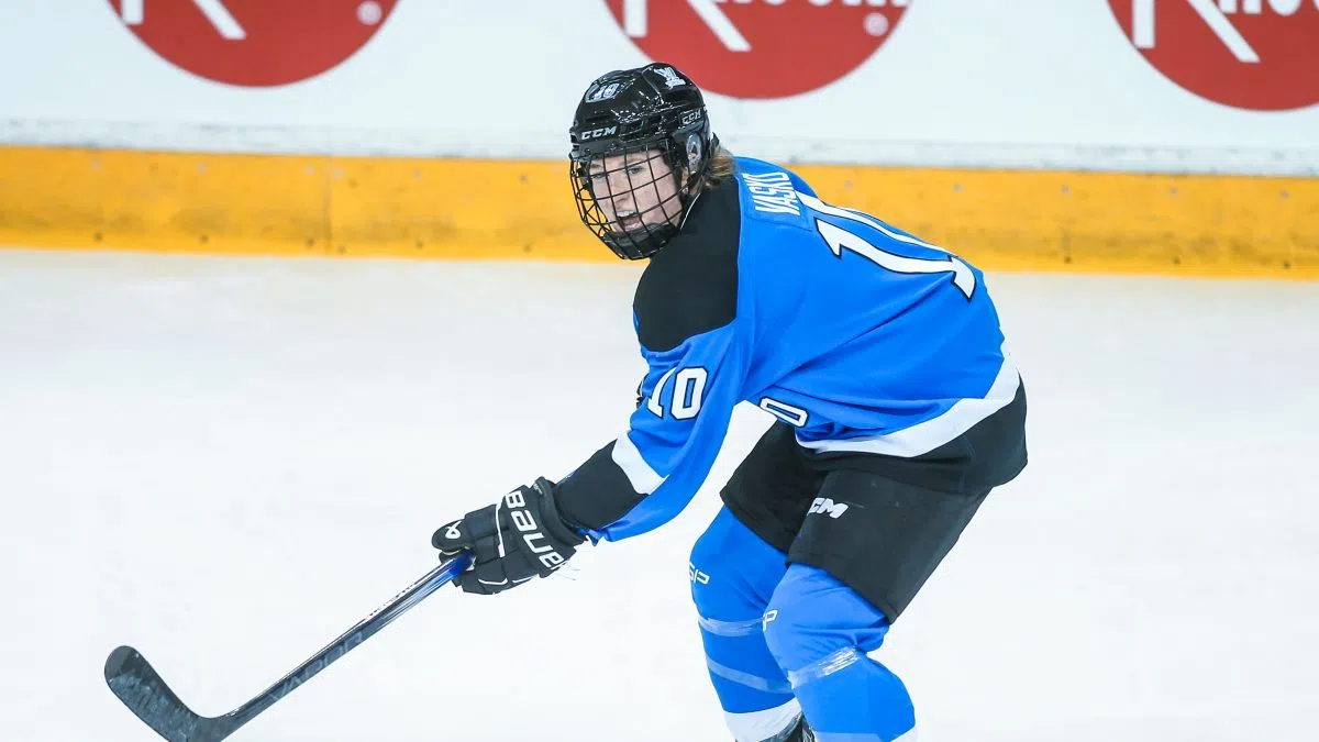 First ever PWHL game features Niagara talent on the ice | COUNTRY 89