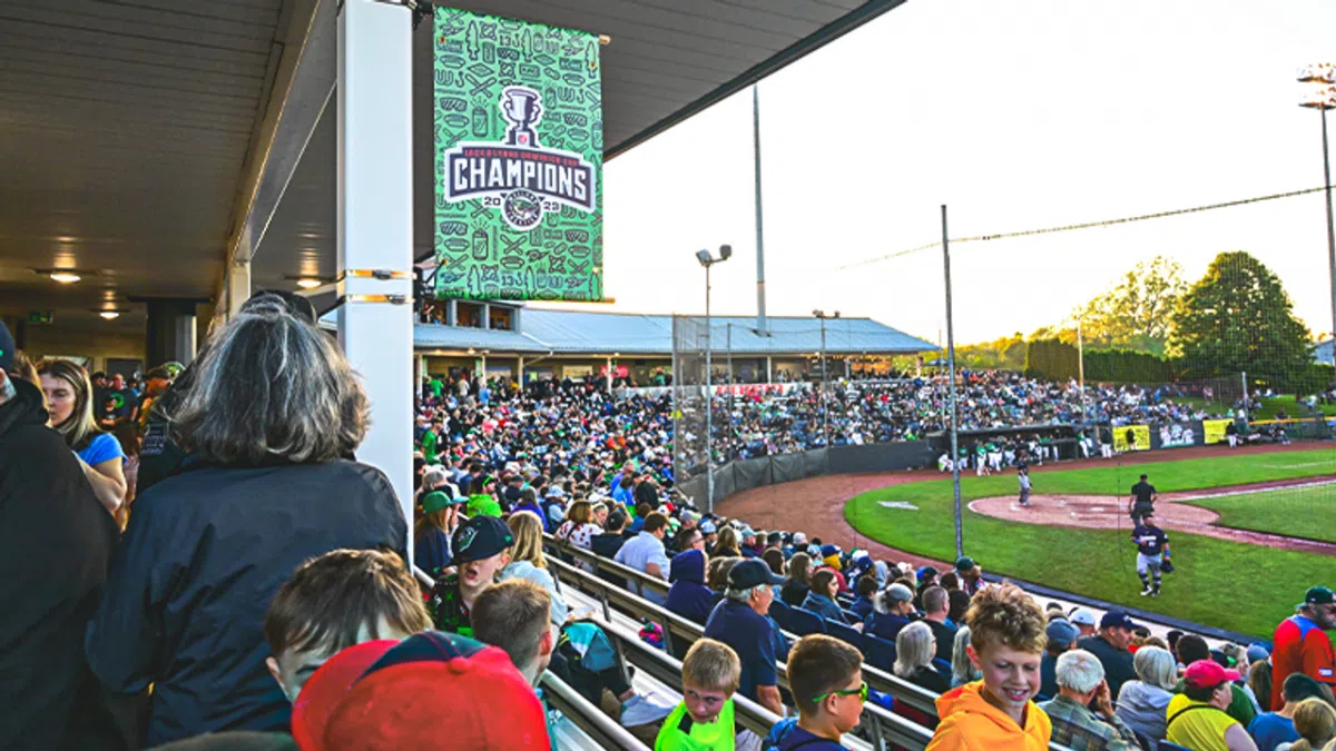 Jackfish perfect during weekend home and home, extend winning streak to ...