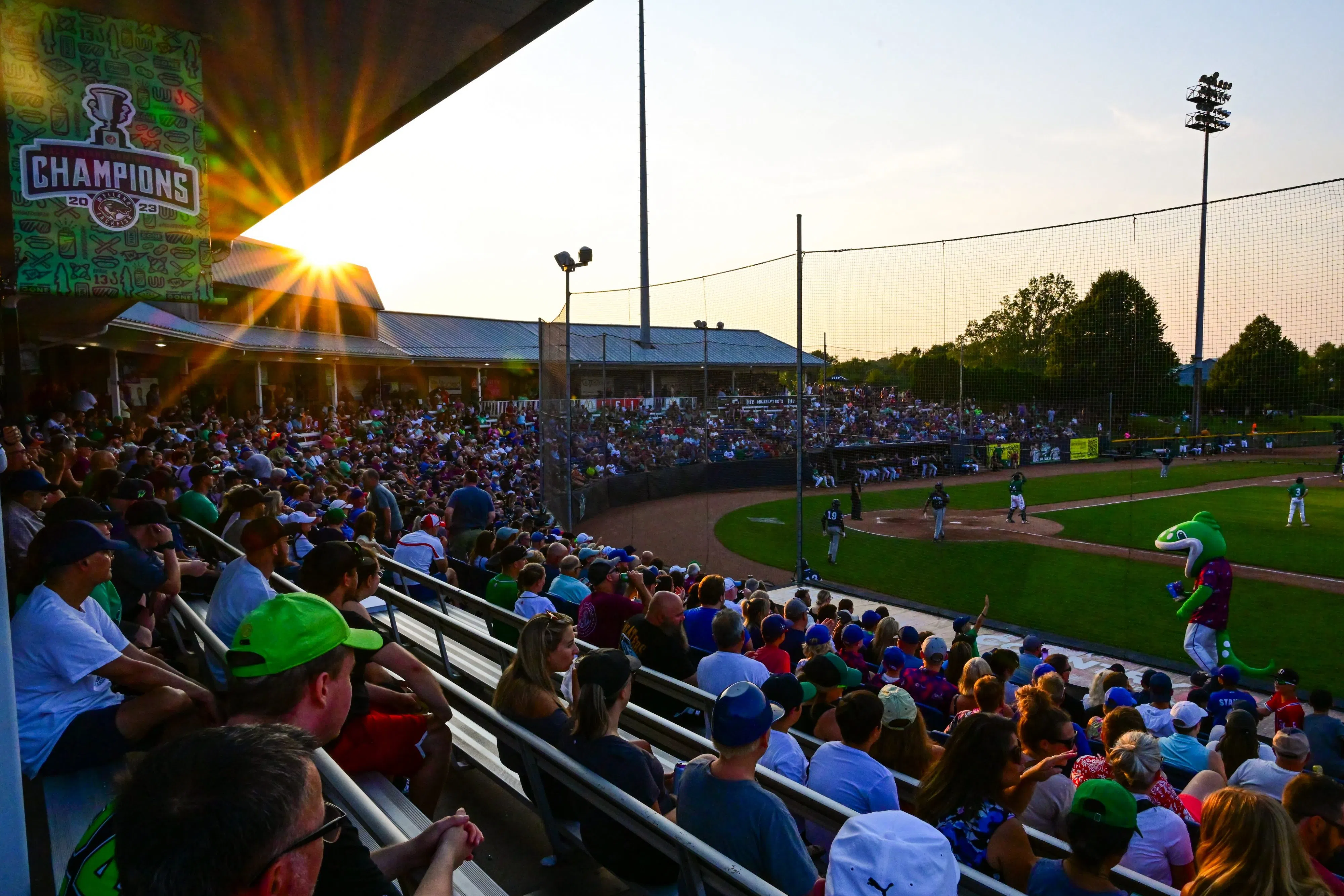 Jackfish season reels in record-breaking attendance with three games to ...