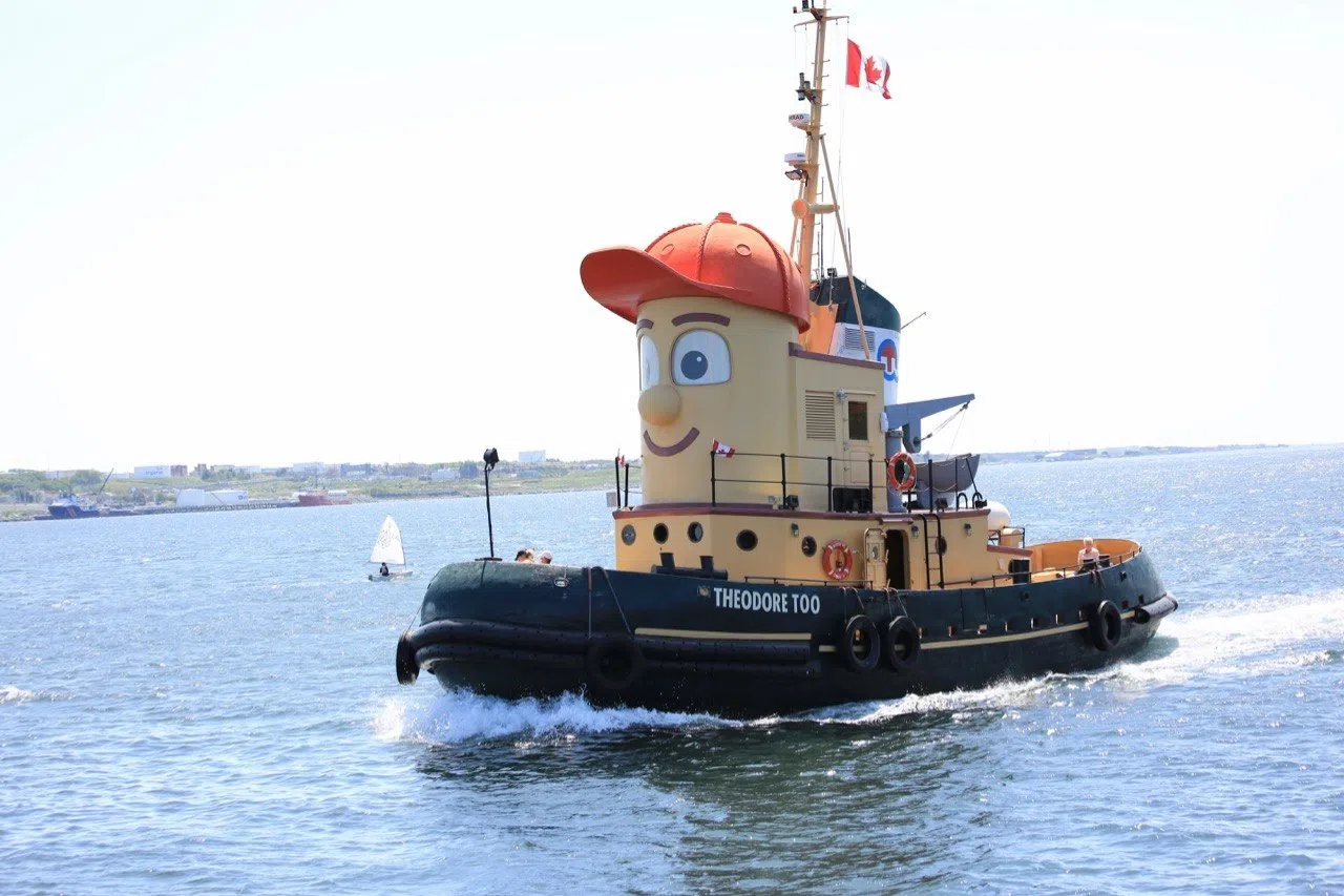 Theodore Too to be lifted ashore after taking on water | COUNTRY 89