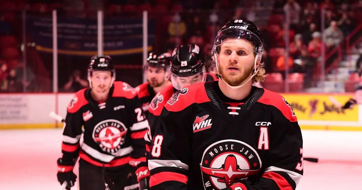 Warriors down Ice to take 2-1 series lead | 980 CJME