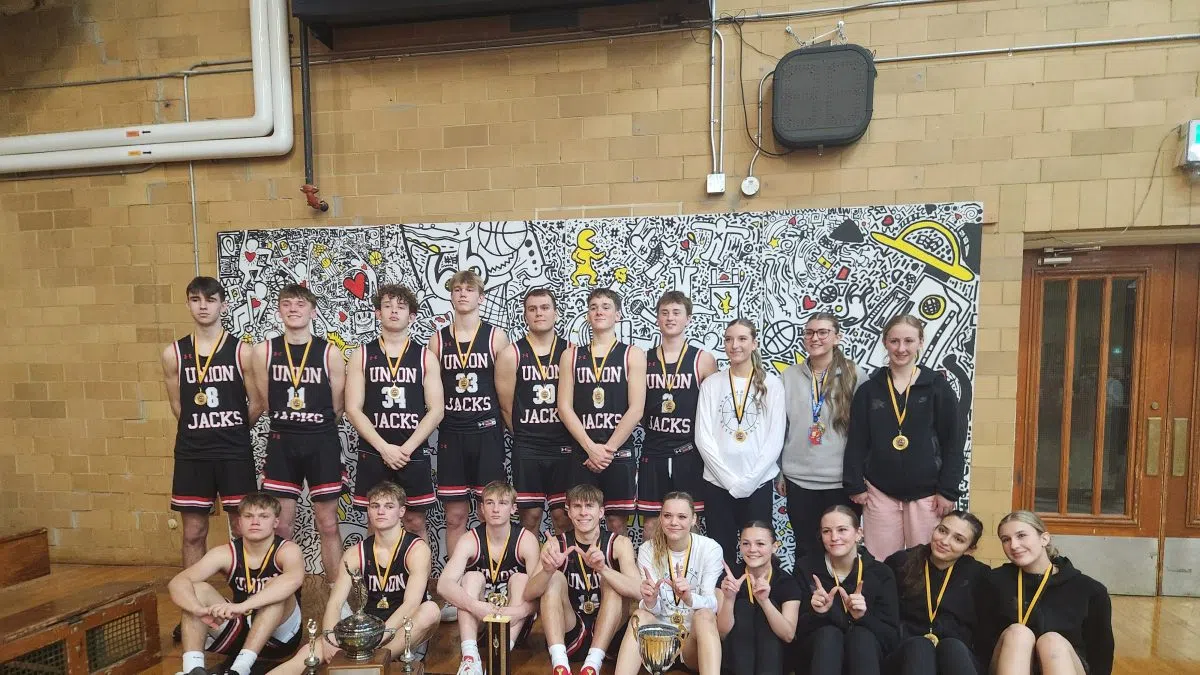 Raymond Comets win girls, boys titles at 70th LIT | 980 CJME