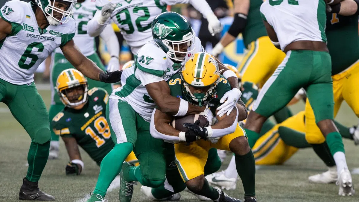 ‘This one sucks’: Roughriders’ comeback falls short as Sask. loses 27-25 to Edmonton Elks | 980 CJME