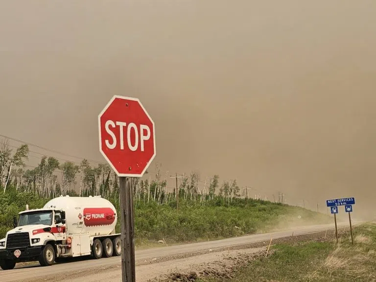 People in La Ronge area told to evacuate as Pisew Fire breaches airport ...