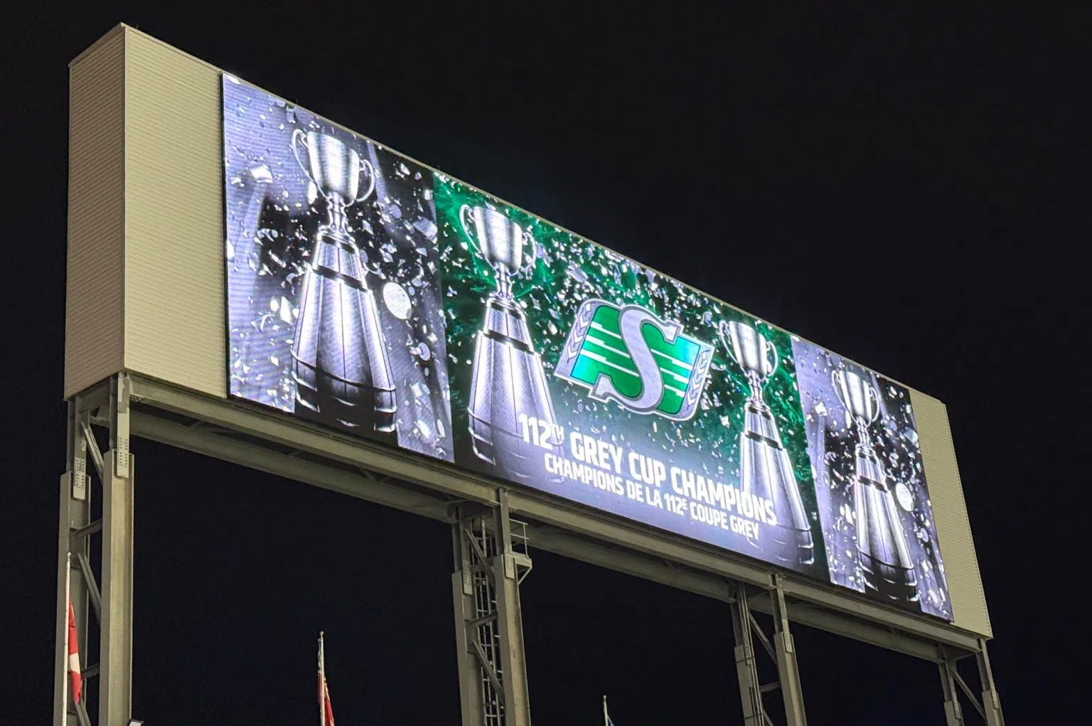Riders fan scores last-minute ticket to his 29th Grey Cup from Bombers fan | 980 CJME