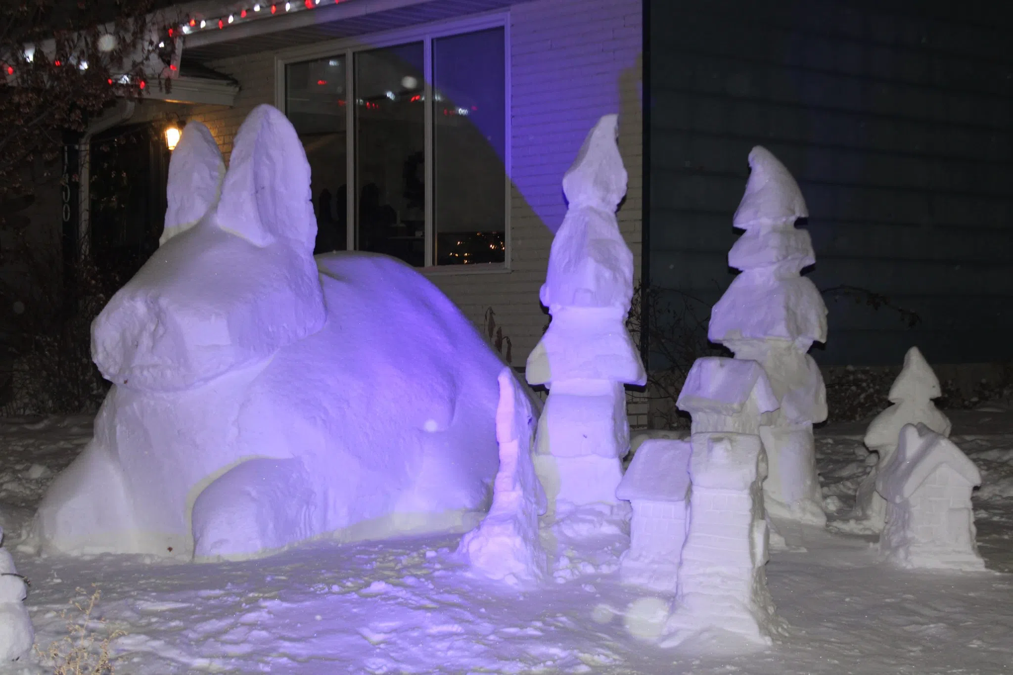 Prince Albert family continues snowy tradition with rabbit snow ...