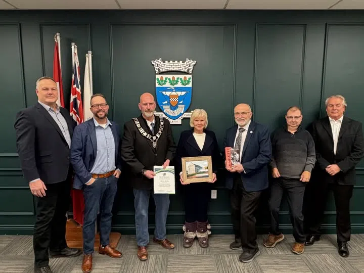 Renfrew bestows gift of achievement to local MP Cheryl Gallant | 96.1 ...