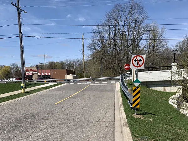 County Taking Down Road Sign A Day After It Went Up Following Confusion ...