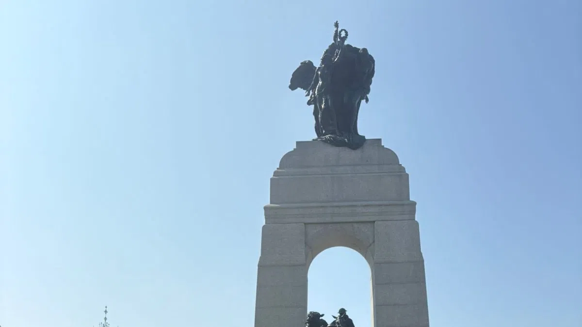 Ken MacKay completes his 755km trek to Ottawa in support of Homes for ...