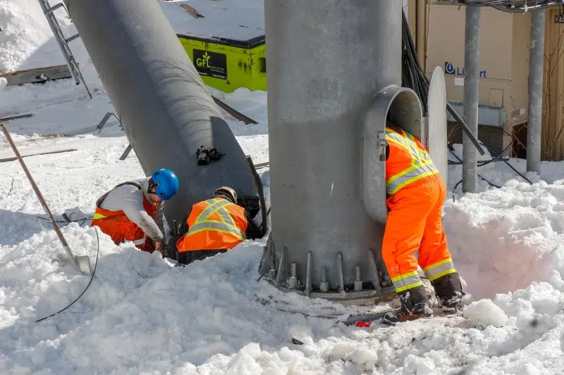 Bell Aliant Boosts Cell Tower Capacity to Patch Issues Following ...