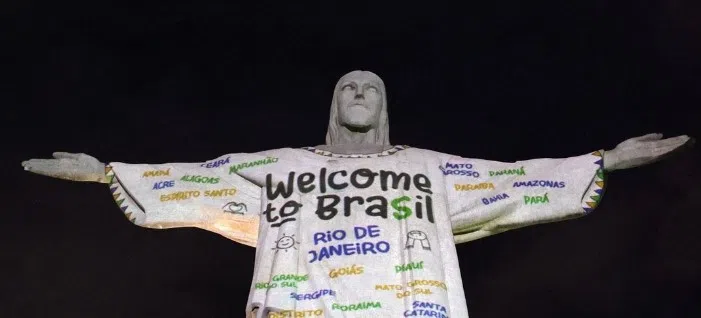 Taylor Swift arrived in Rio de Janeiro last night, the city marked the ...